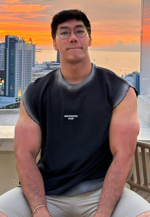 ตินติน ปฐวินทร์ หนุ่มกล้ามแน่น หุ่นแซ่บ เร้าใจสุดๆ