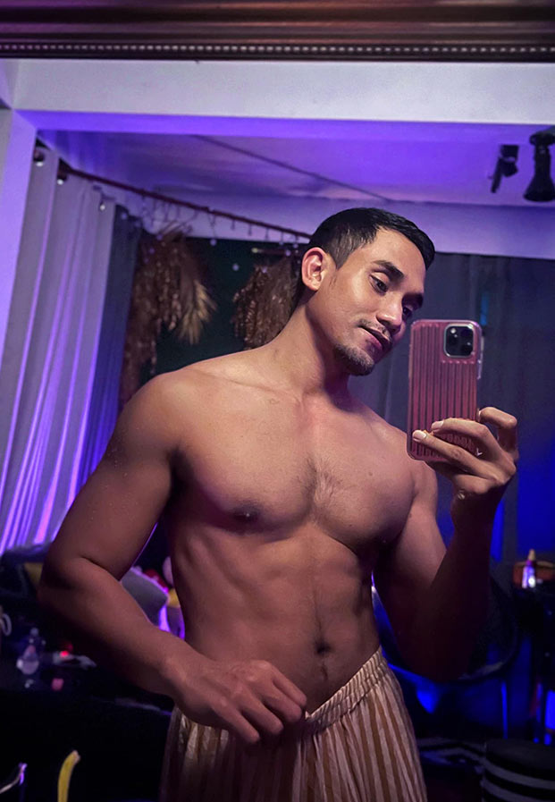 Surasak Manmana เปิดวาร์ป หนุ่มหล่อคมเข้มสไตล์ยุโรปสุดเร้าใจ