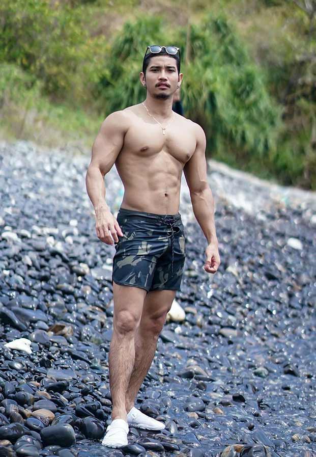 Parnthit Wichaidit เปิดวาร์ป หนุ่มหล่อเข้ม ซิกแพคแน่น หุ่นแซ่บเวอร์