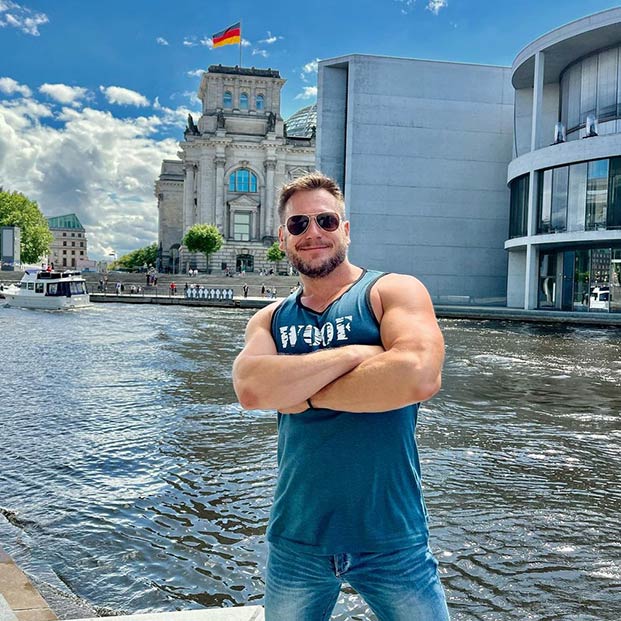 Hans Berlin เปิดวาร์ป ดารา AV ชายฝรั่ง หล่อ หุ่นแซ่บ ดวงตามีเสน่ห์