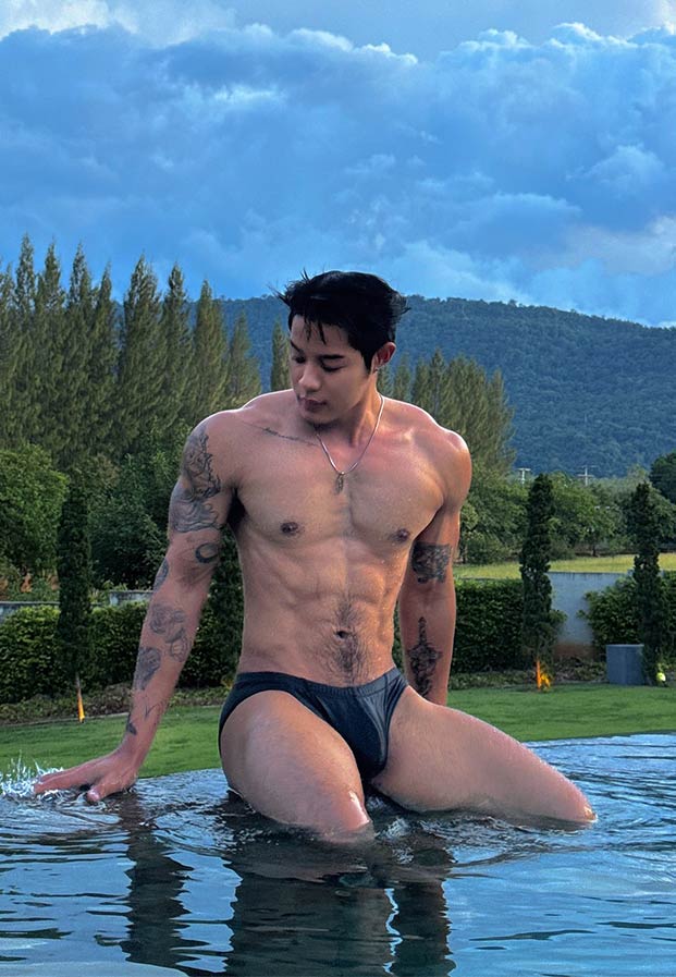 Adisak Wongwaikankha นายแบบหนุ่มหล่อ หน้าคมเข้ม หุ่นดี กล้ามใหญ่