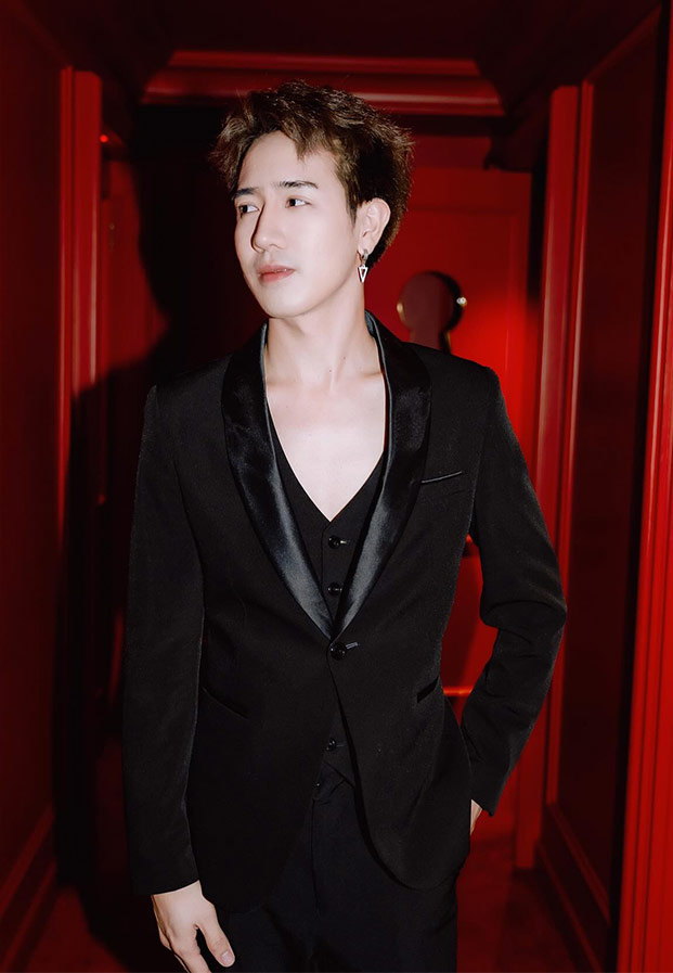 Nut Jhansombat นายแบบหน้าหล่อละมุน สมาร์ทมาดเท่ กระชากใจ